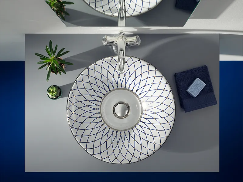 Vasca Circolare Dalia Blu Capitone - Linee morbide e motivi capitonné ...